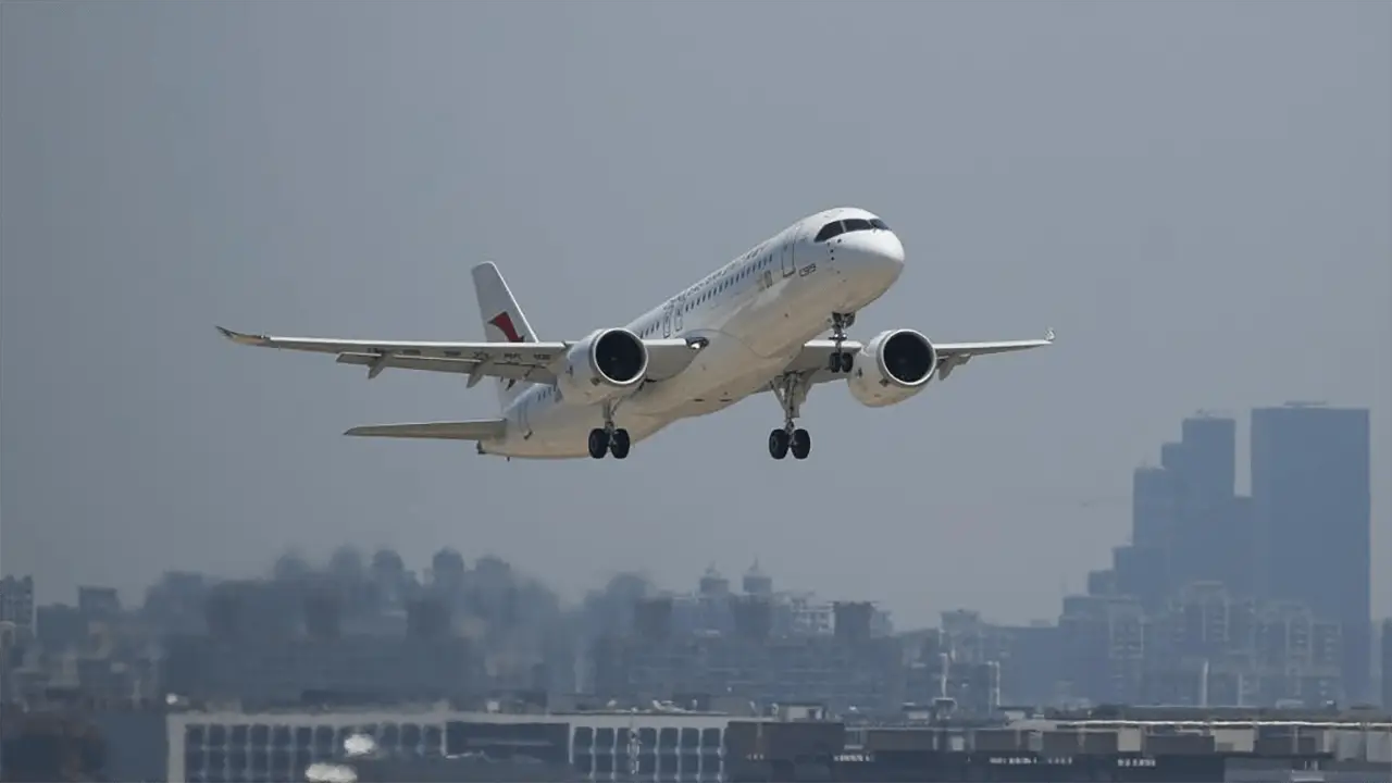 Chinese COMAC C919 aircraft made first commercial flight