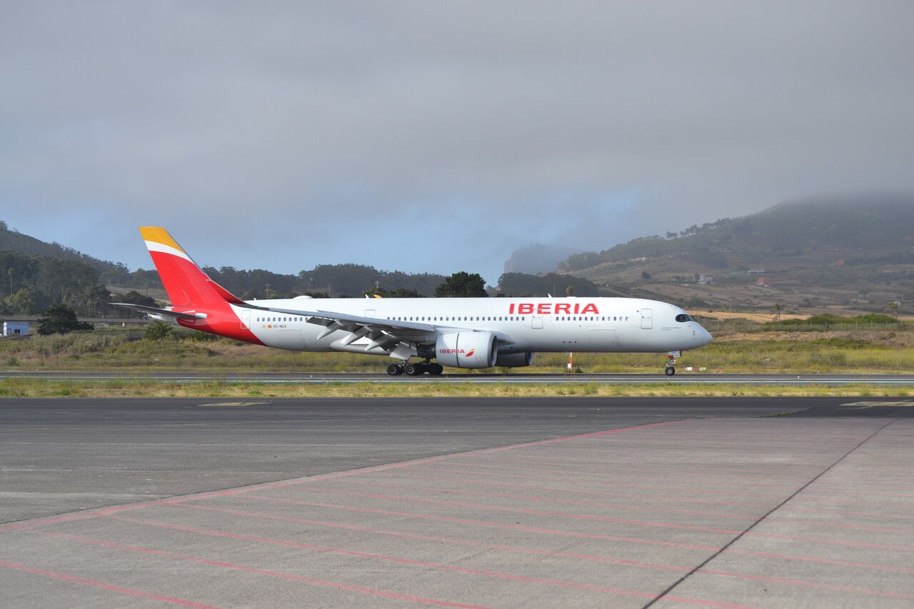 Iberia apuesta por más vuelos durante temporada de verano