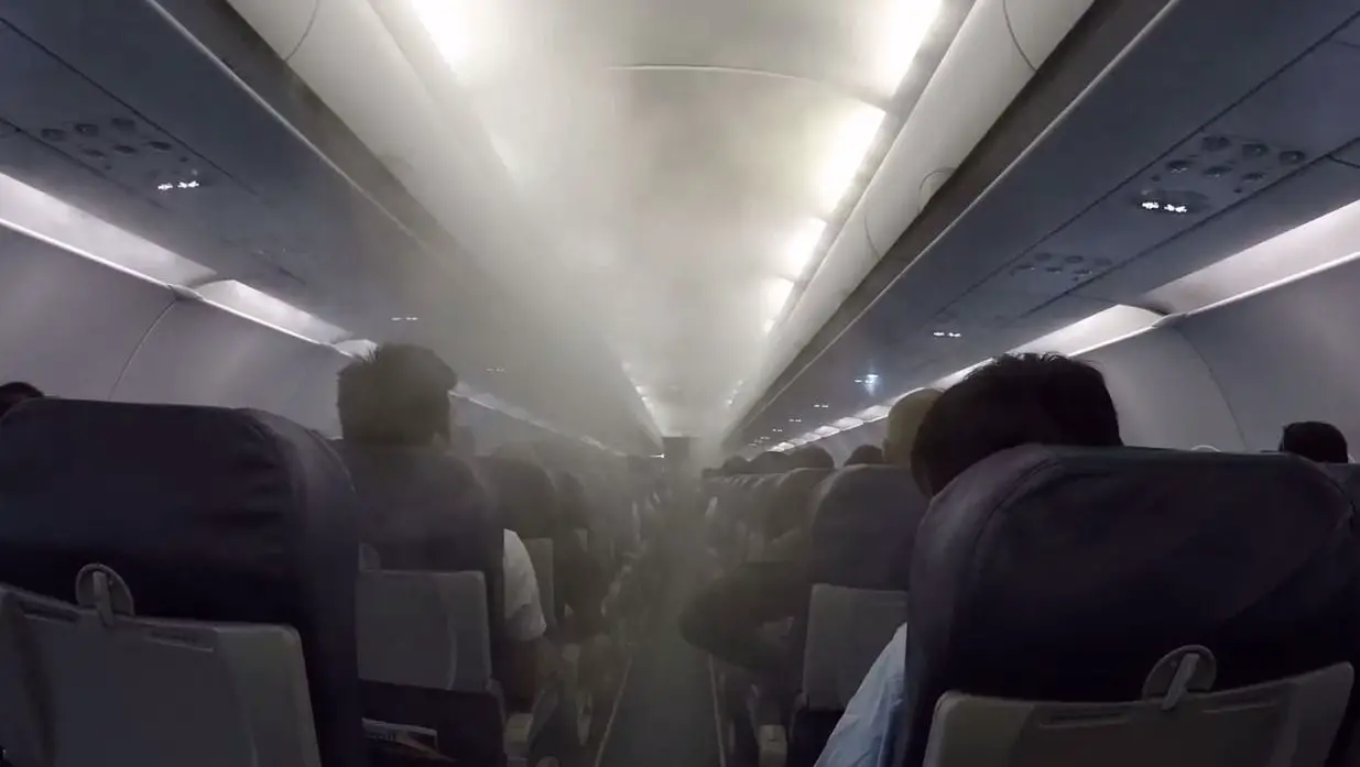 Why do you see steam inside airplanes?? | Blog NLARENAS.COM